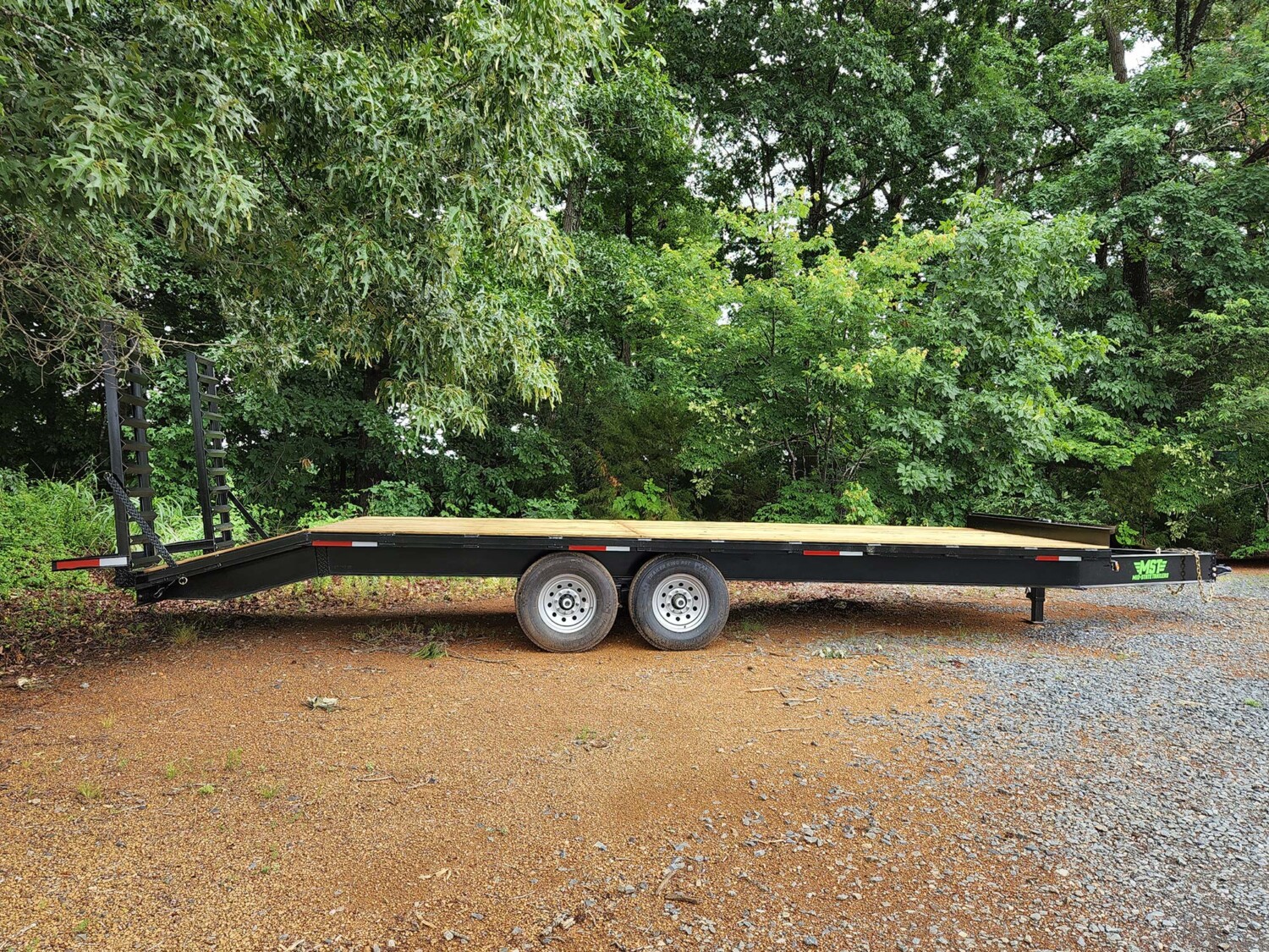Mid State Trailers Flatbed ‘Deckover’ – 24′, 14K GVWR – Mid-State Trailers NC